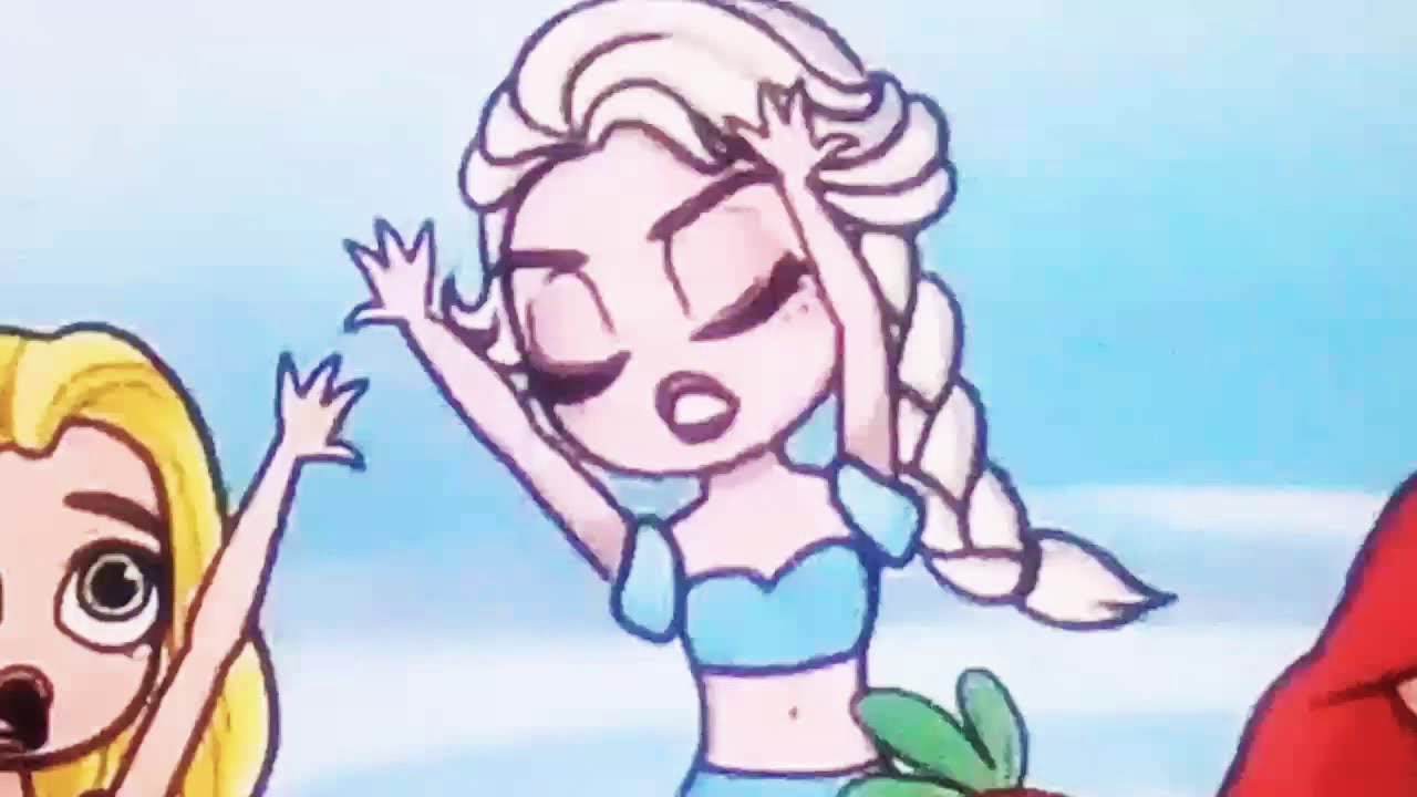 Disney princess crazy pool party - YouTube