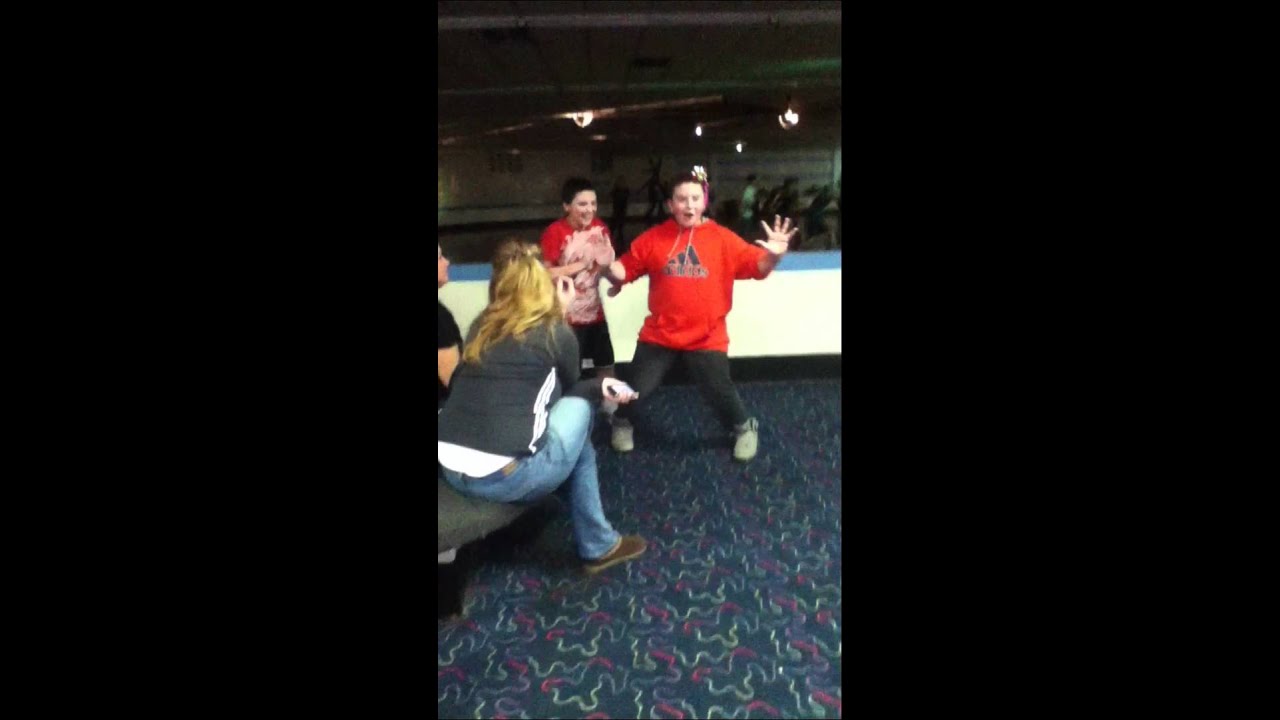 kyle dancing with cougars! - YouTube