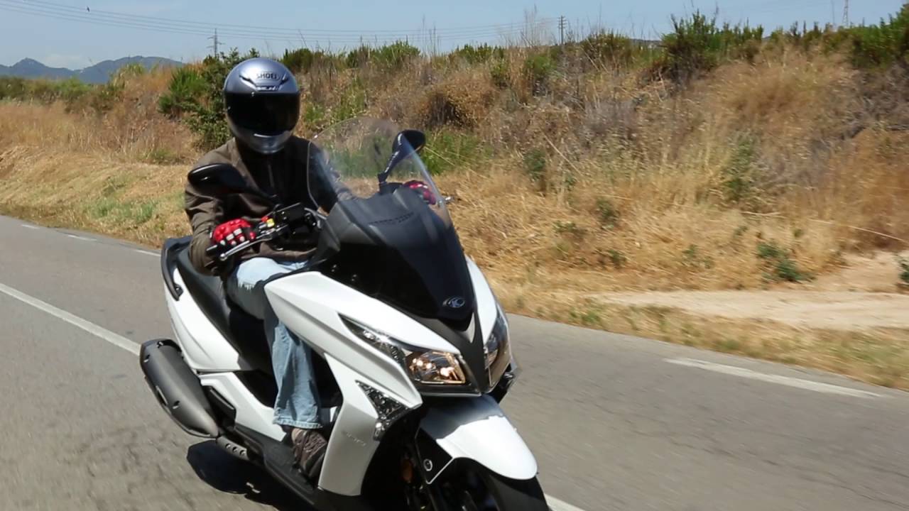 Kymco Grand Dink 300 | Presentación / Primera Prueba / Review en ...