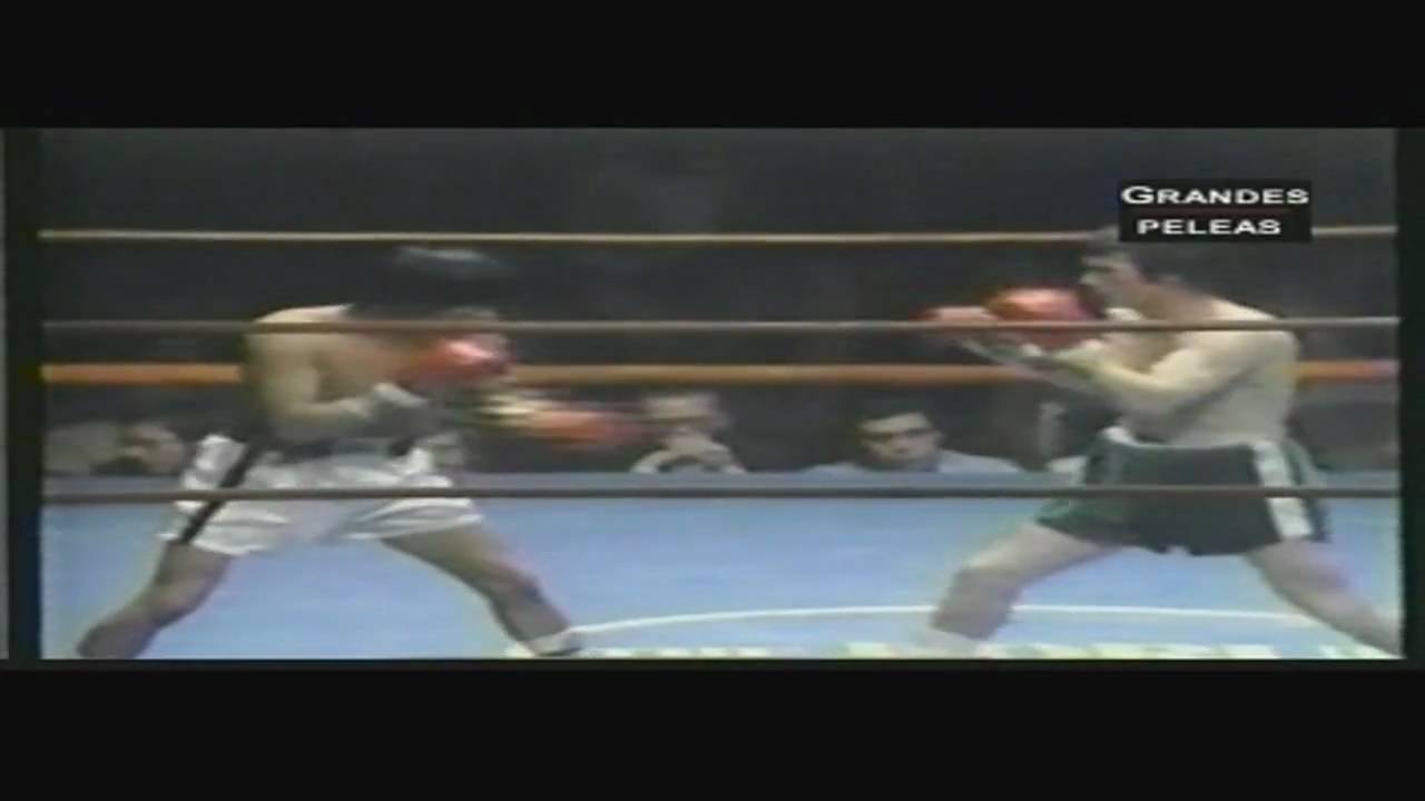 RUBEN "PUAS" OLIVARES VS WALTER SEELEY - YouTube