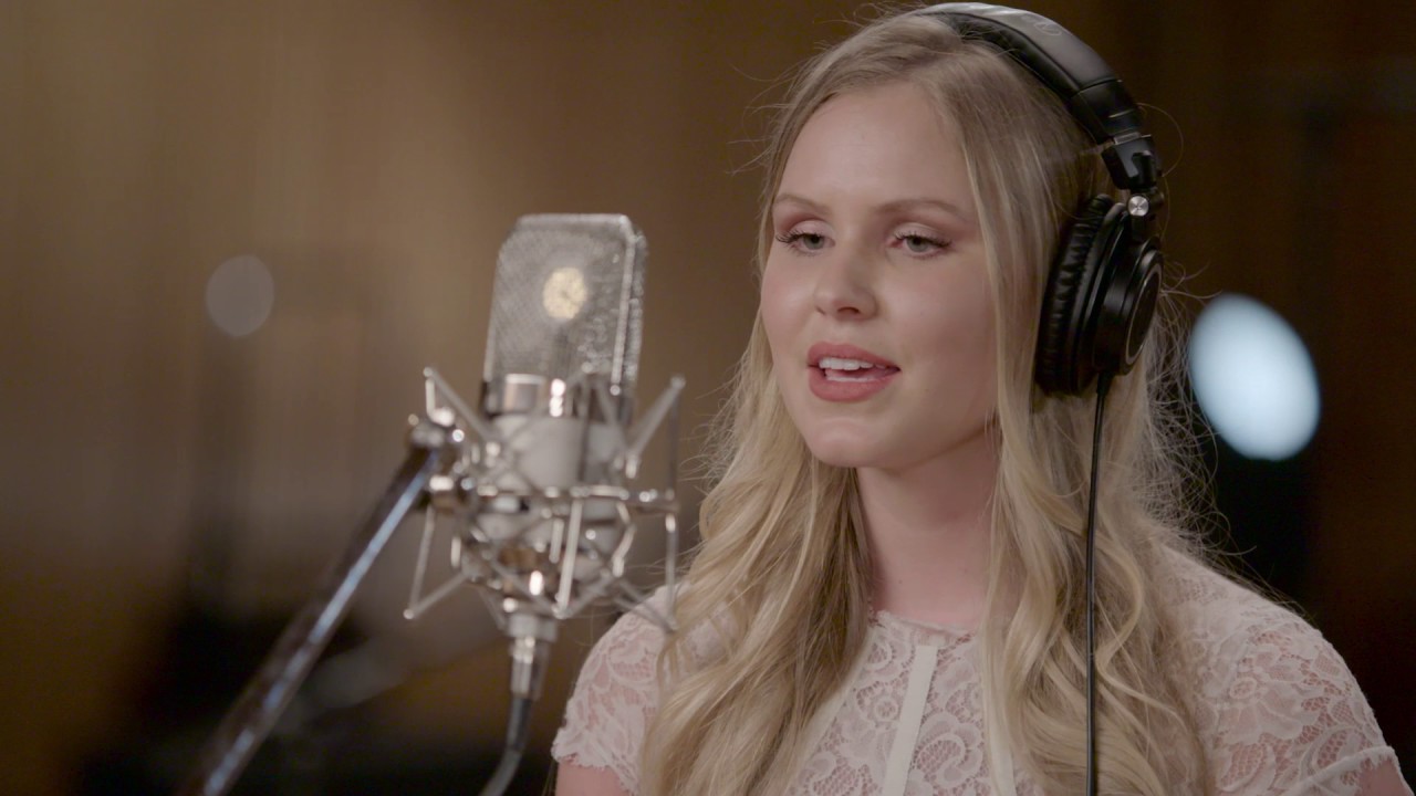 Aruba National Anthem - Zoë Catherine Timmer - YouTube