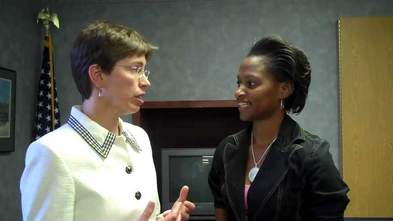 Sheila Simon Encourages Women To Start Their Own Businesses! - YouTube