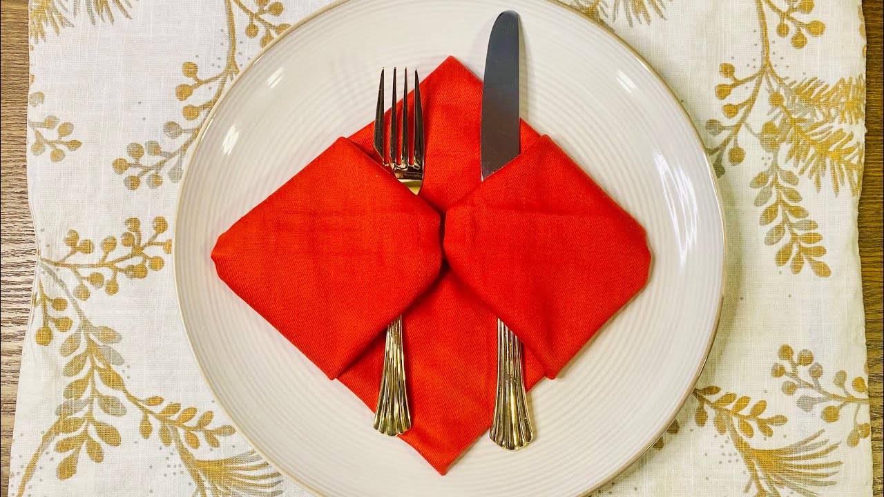 Elegant Diamond Napkin Fold - YouTube