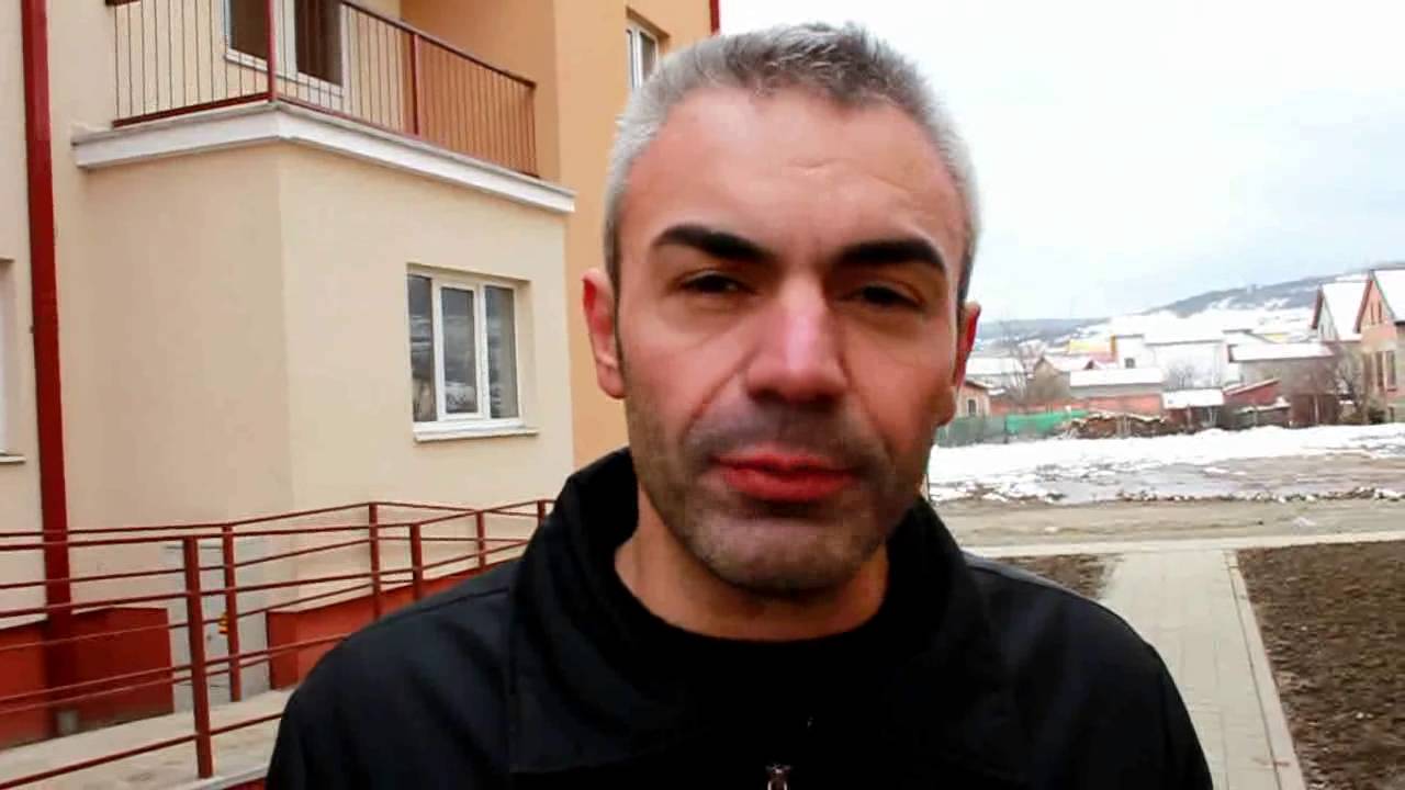 Simone Albani, despre inaugurarea locuintelor ANL Alba Iulia - YouTube