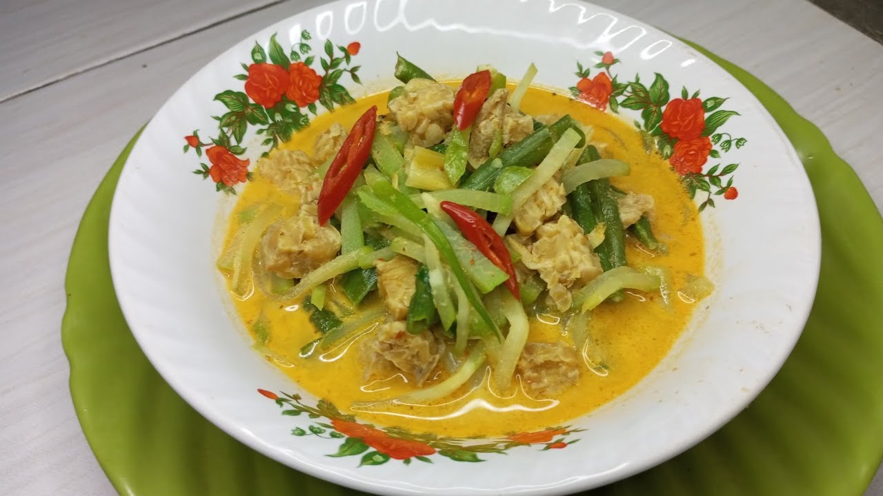 Lodeh labu siam+tempe+kacang panjang yummy - YouTube