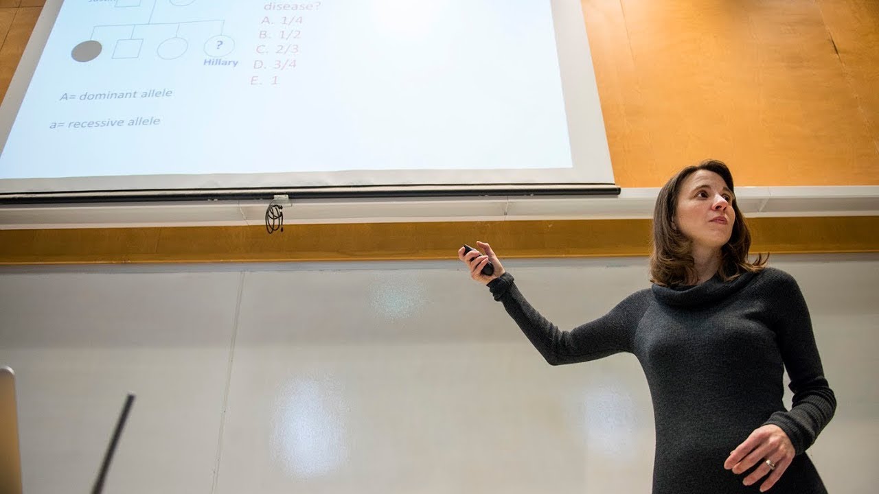 2018 Outstanding Teaching Award: Dr. Michelle Smith - YouTube