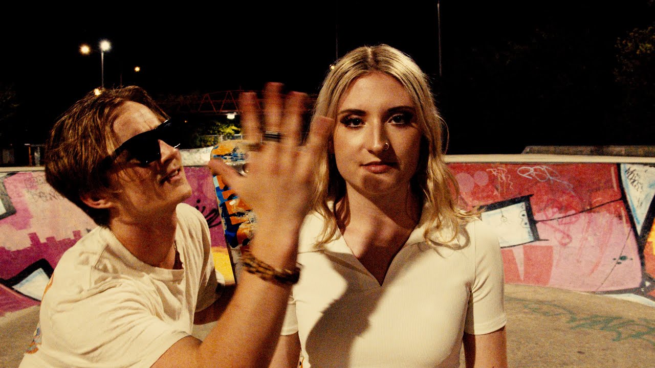 Grayson Clark - Club Girl (beat. by Barré) - YouTube