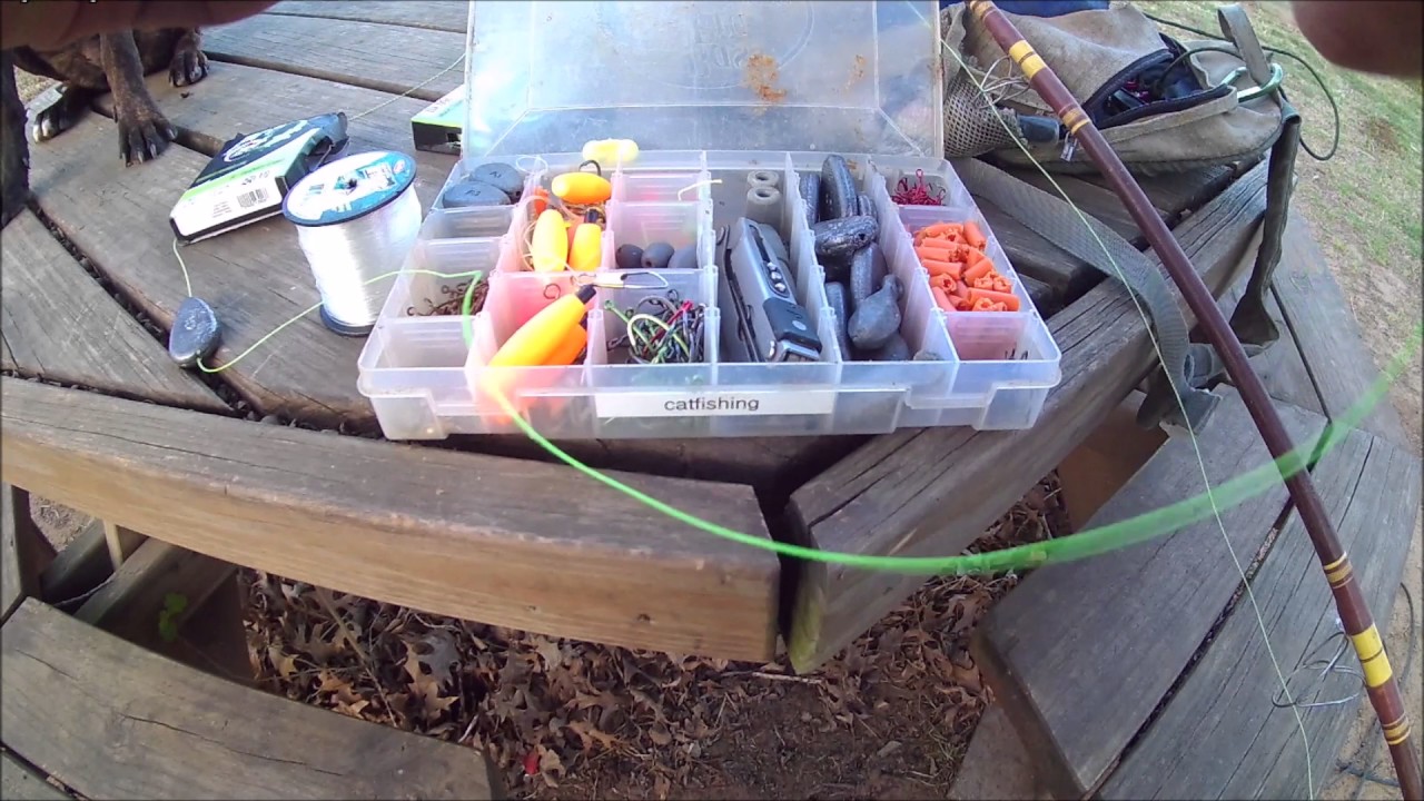 how i tie a carolina rig for catfishing - YouTube