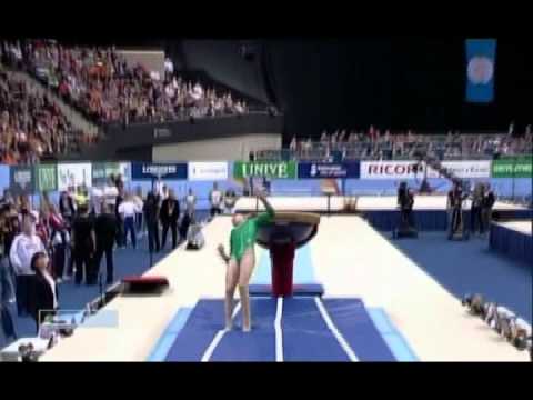 Vault (women). Round-off - flic w 1/2 - salto fwd piked w 1/1 - YouTube