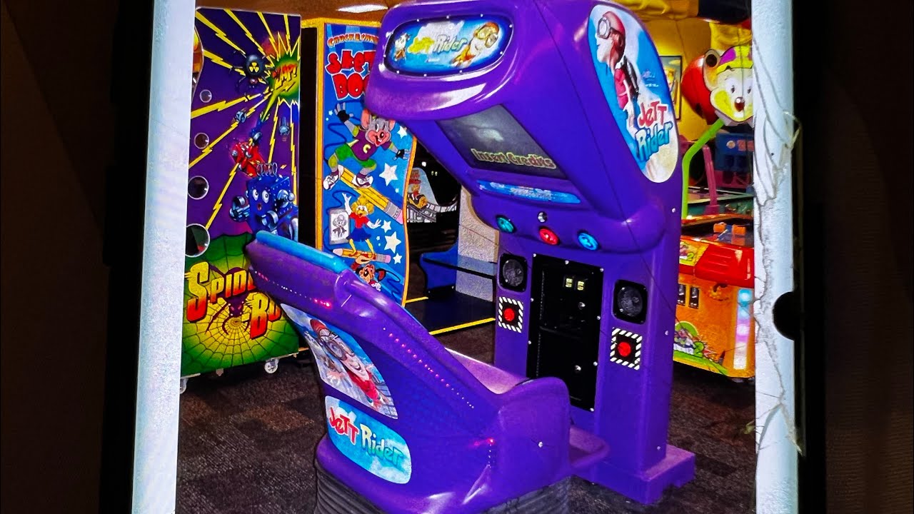 Riding Chuck E. Cheese jet rider pt 2 - YouTube