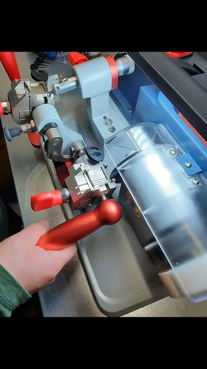 CSH005 Key cutting machine*** - YouTube