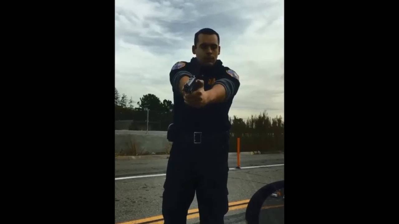 Mall security guard pulls gun on motorist at Valley Fair Mall - YouTube