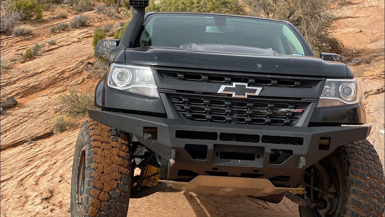 Colorado Duramax ZR2 On 35s Moab - YouTube