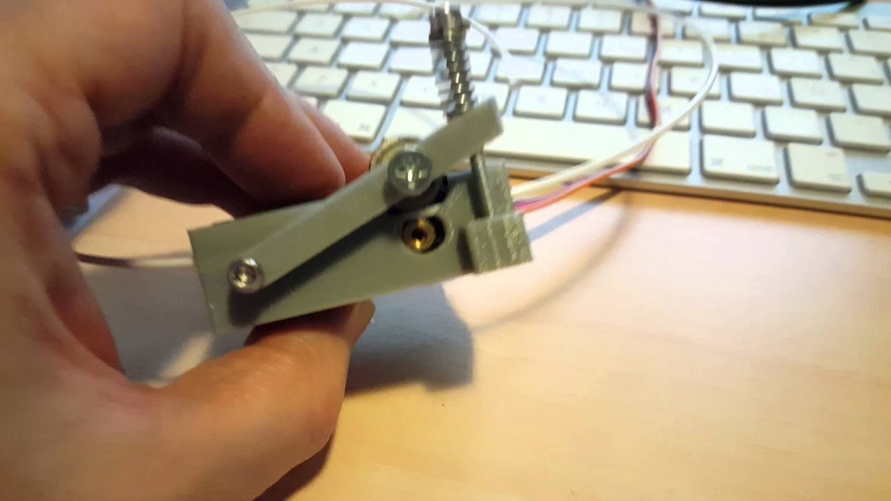 Servo extruder 2 - YouTube