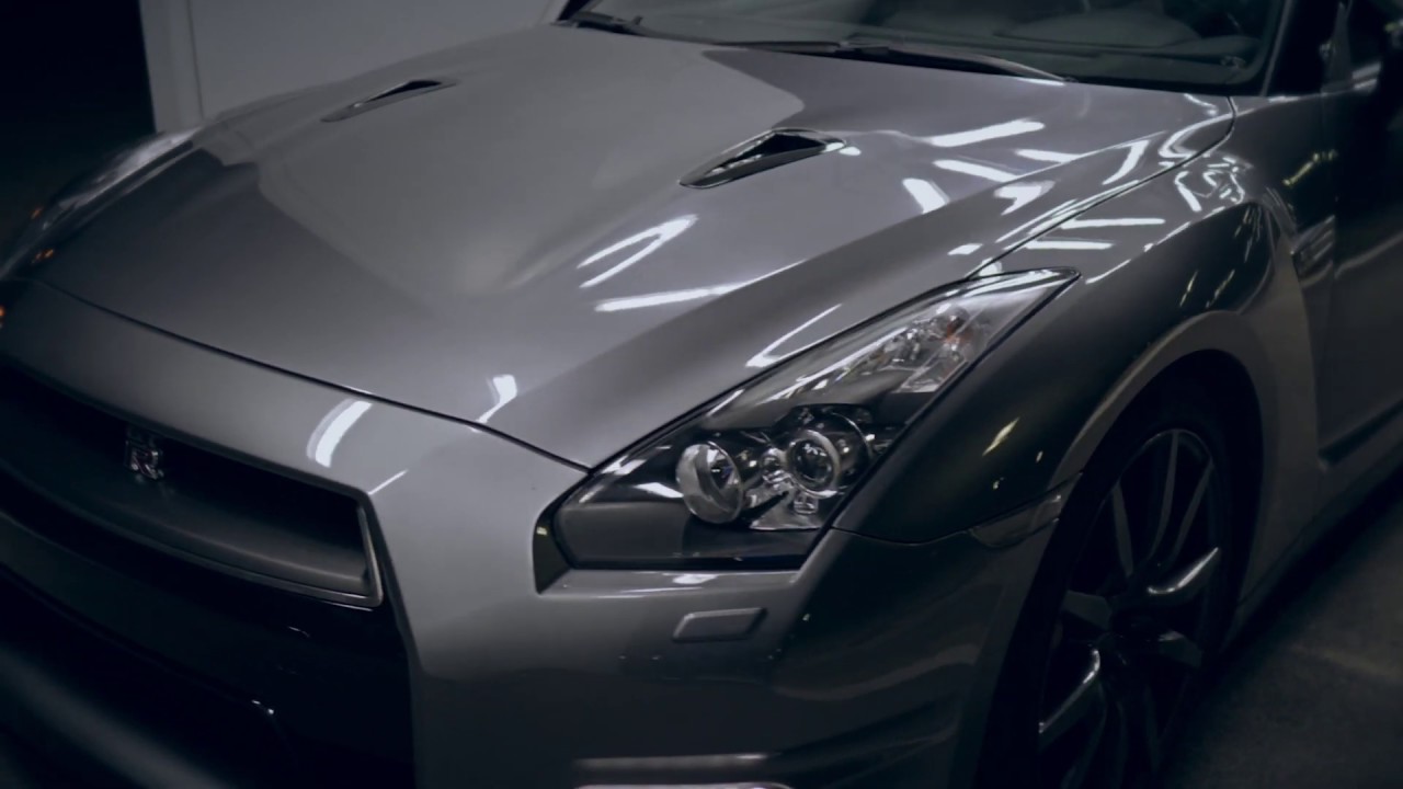 Nissan GTR R35 stock - YouTube
