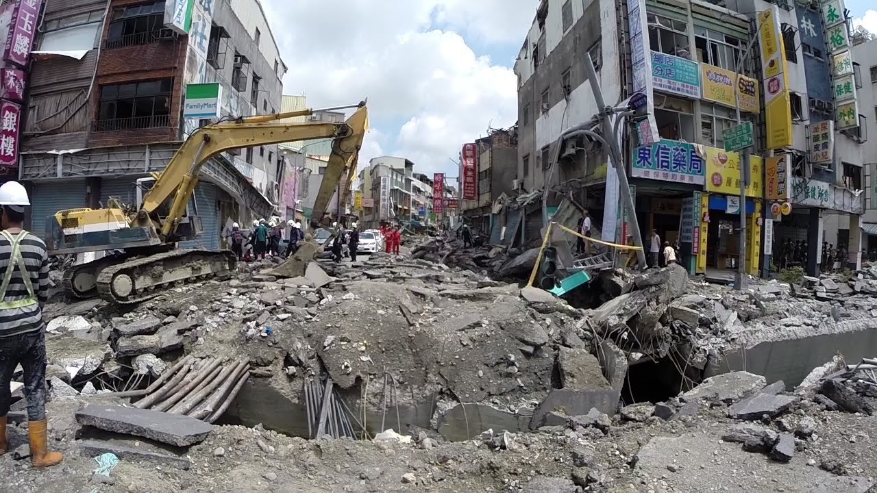 台灣高雄瓦斯氣爆炸36小時後 The Biggest Gas Explosion in Kaohsiung, Taiwan 36 hours ...