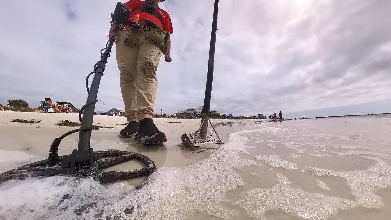 A Realistic Treasure Hunt At The Beach - YouTube