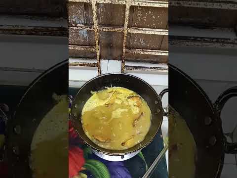 বড় সাইজের মৃগেল মাছ রান্না খুবই মজাদার (Mitu Arif Kitchen &Vlogs) - YouTube
