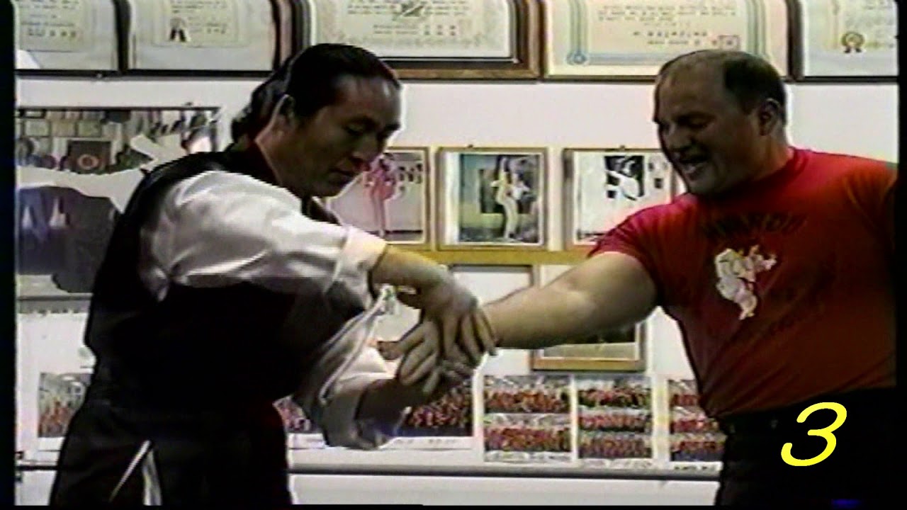 Grandmaster Kwon Tape 9 Grab Defense Opposite Arm - YouTube