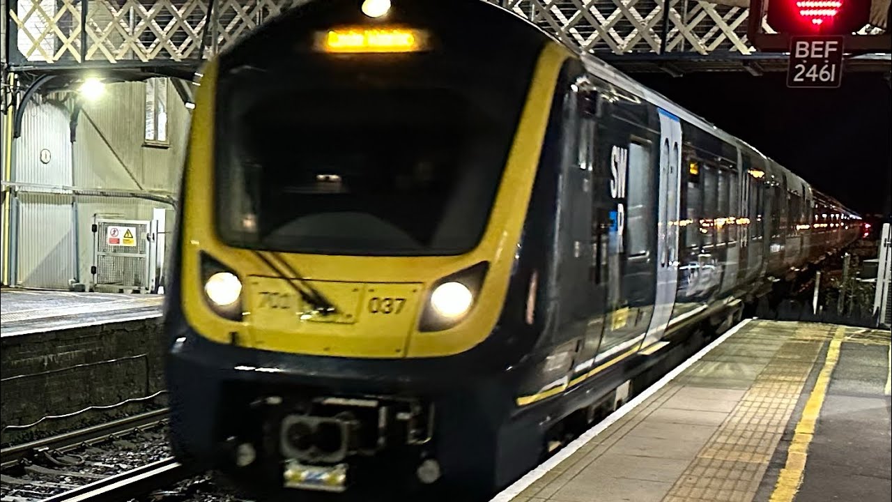 Southwestern Railway Class 701 “Arterio” Journey From Strawberry Hill ...