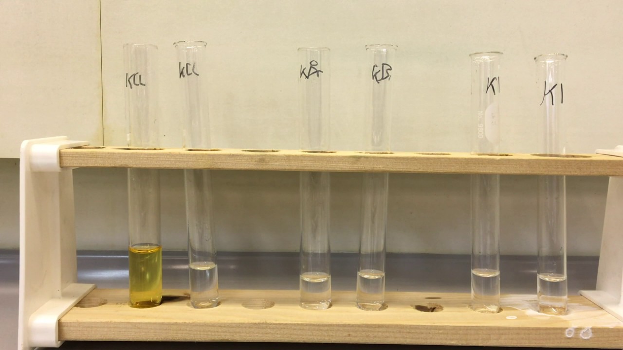 Halogen Displacement Reactions - YouTube