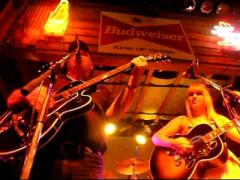 Alby pool melody pool country music singers - YouTube