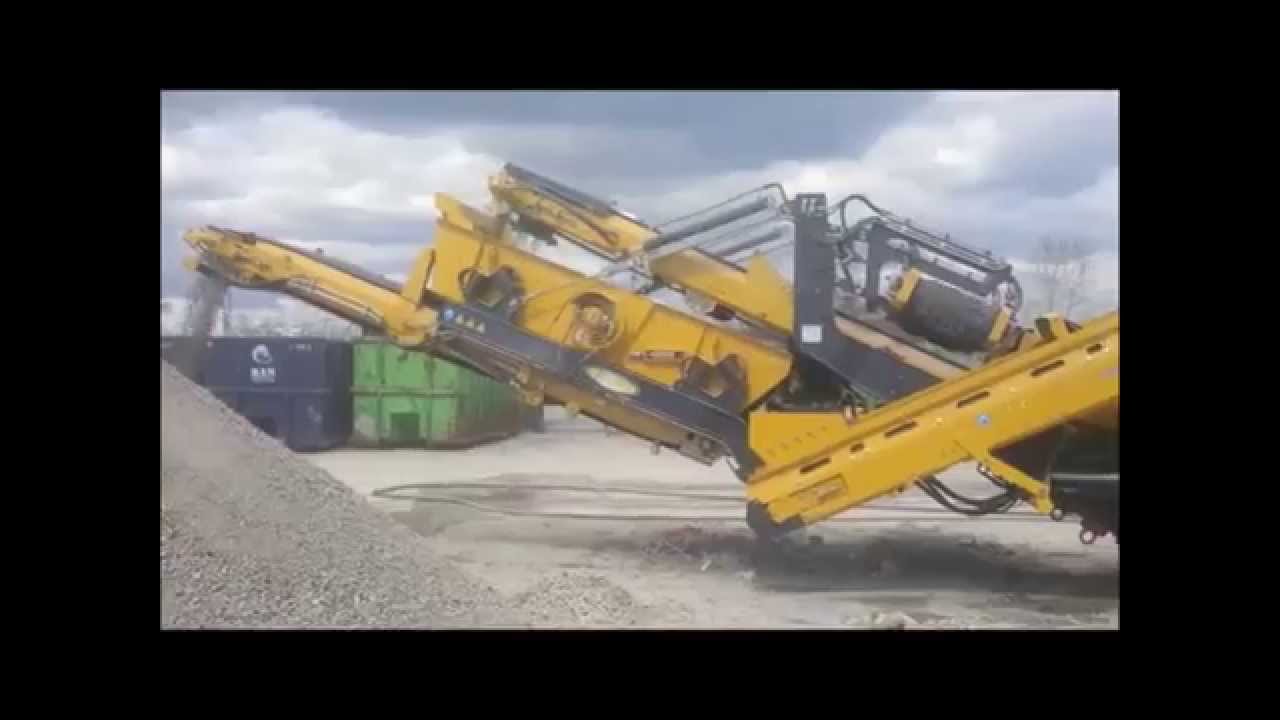 Impactor - Keestrack 1011 Crushing Concrete - YouTube