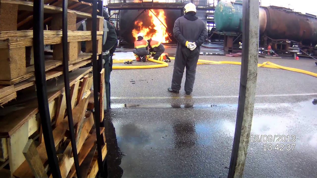 Manschap A opleiding Falck Risc Maasvlakte. - YouTube