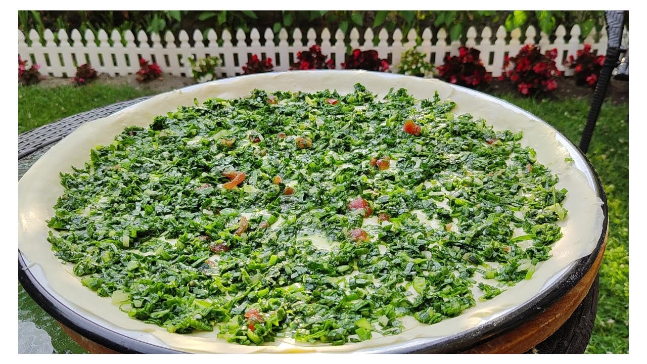 Lakror Pite Tradicional me perime nga kopshti i nenes 😋👌 i shpejte dhe ...