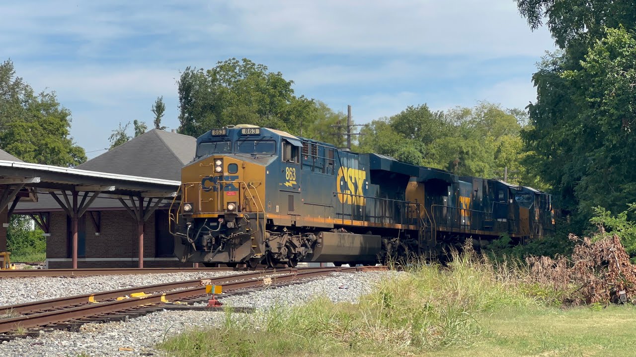CSX 6929 Races Ahead of CSX 863 Leading L802-11 on 8/12/24 - YouTube