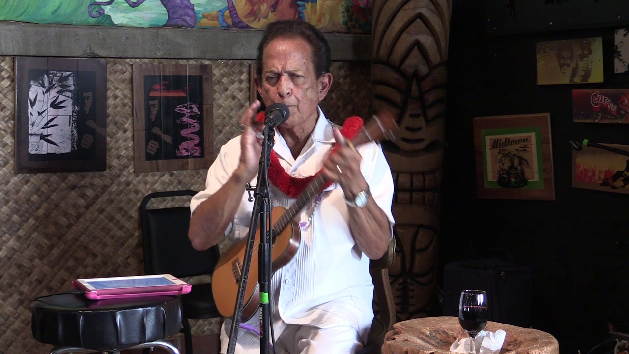 "Puka Road", Performed By Larry Rivera At The Pono Hawaiian Grill - YouTube