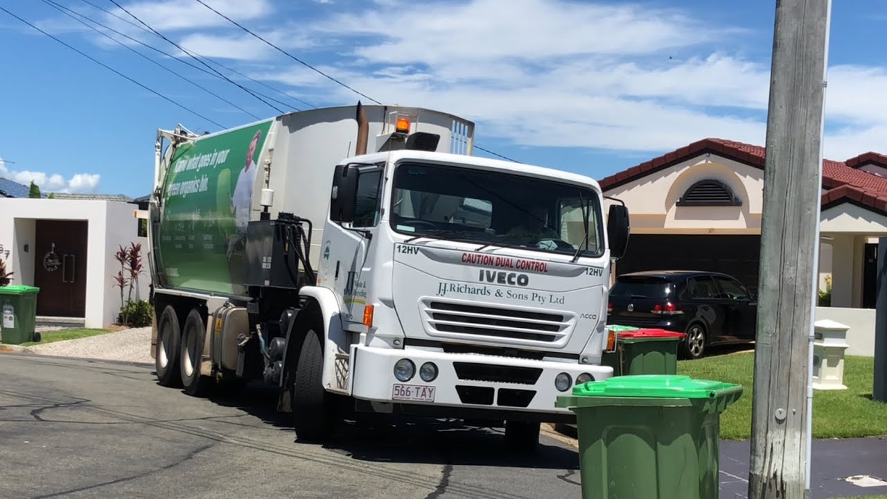 Gold Coast Green Waste 12HV - YouTube