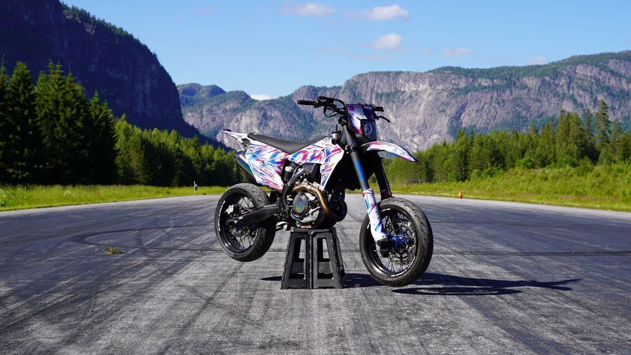 Supermoto rollers at gisma | In Cuffs Crew - YouTube