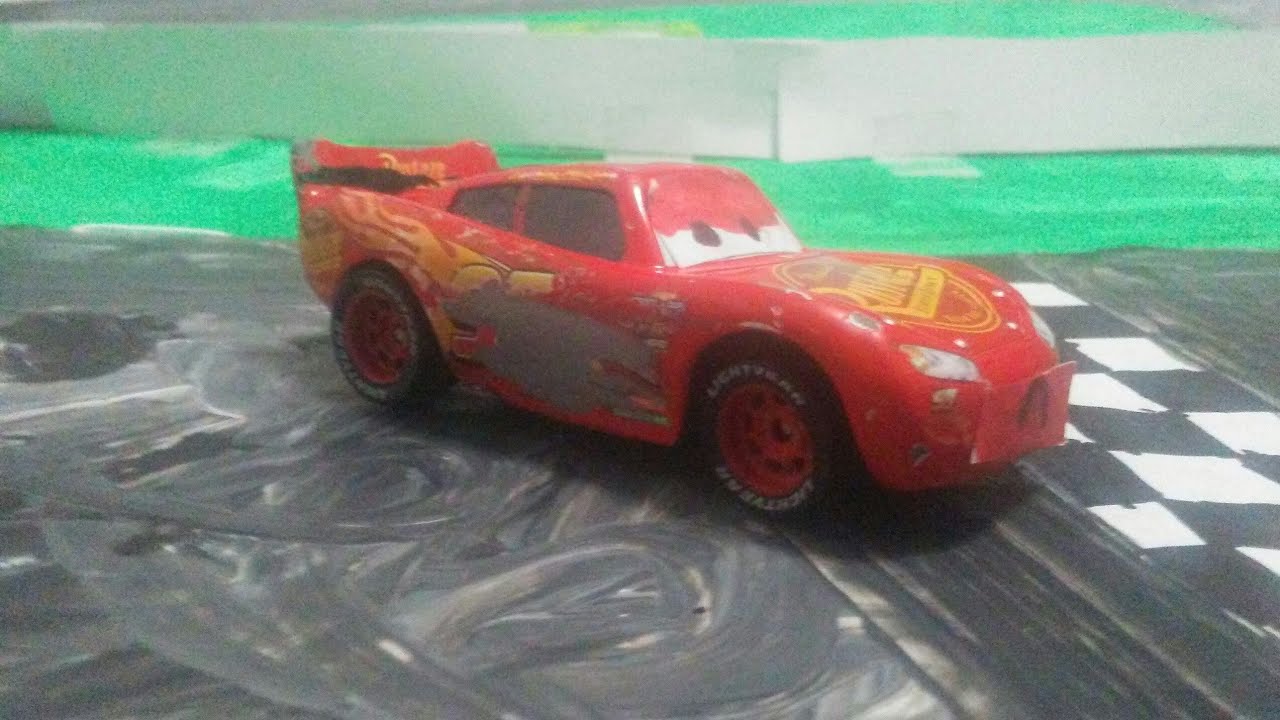 Crashed Lightning Mcqueen custom die-cast Review - YouTube