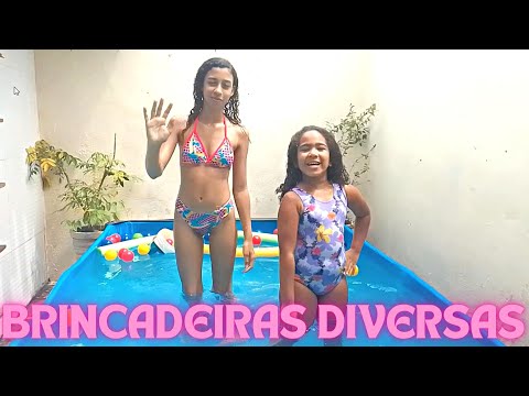 Brincandeiras diversas na piscina | Brincando de tudo!