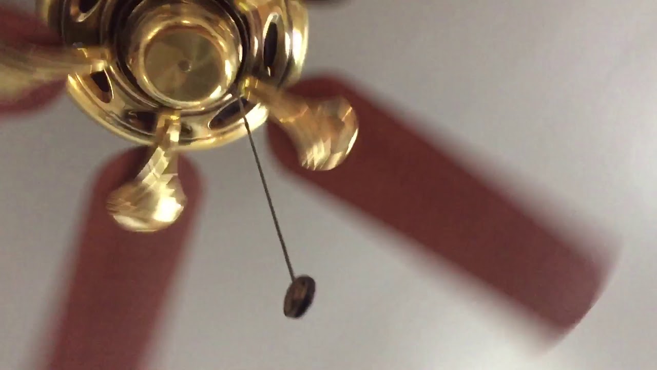 Ceiling fans at a burger bar - YouTube