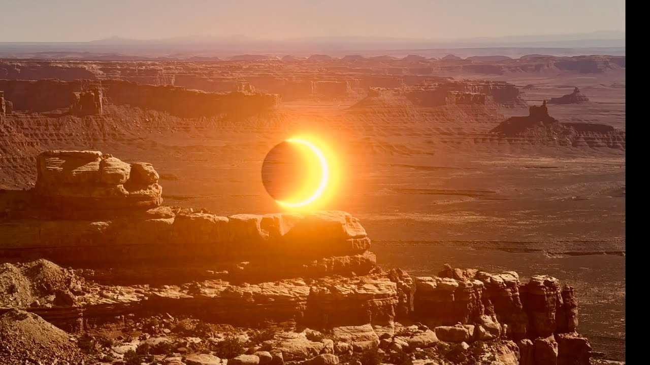 Solar Eclipse in the Utah desert - YouTube