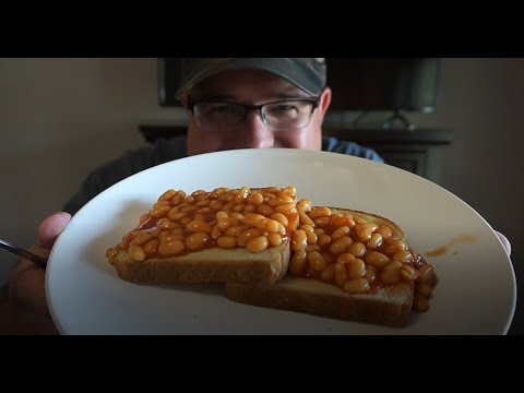 An American tries British beans on toast for the first time! Heinz ...