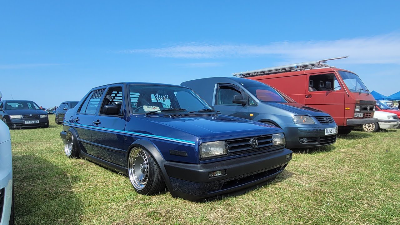 vw jetta on air twerking - YouTube