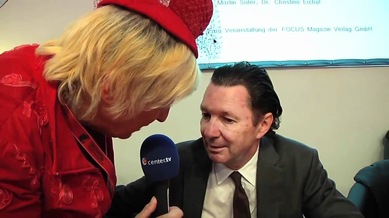 Susan Heat interviewt Martin Suter Bestsellerautor - YouTube