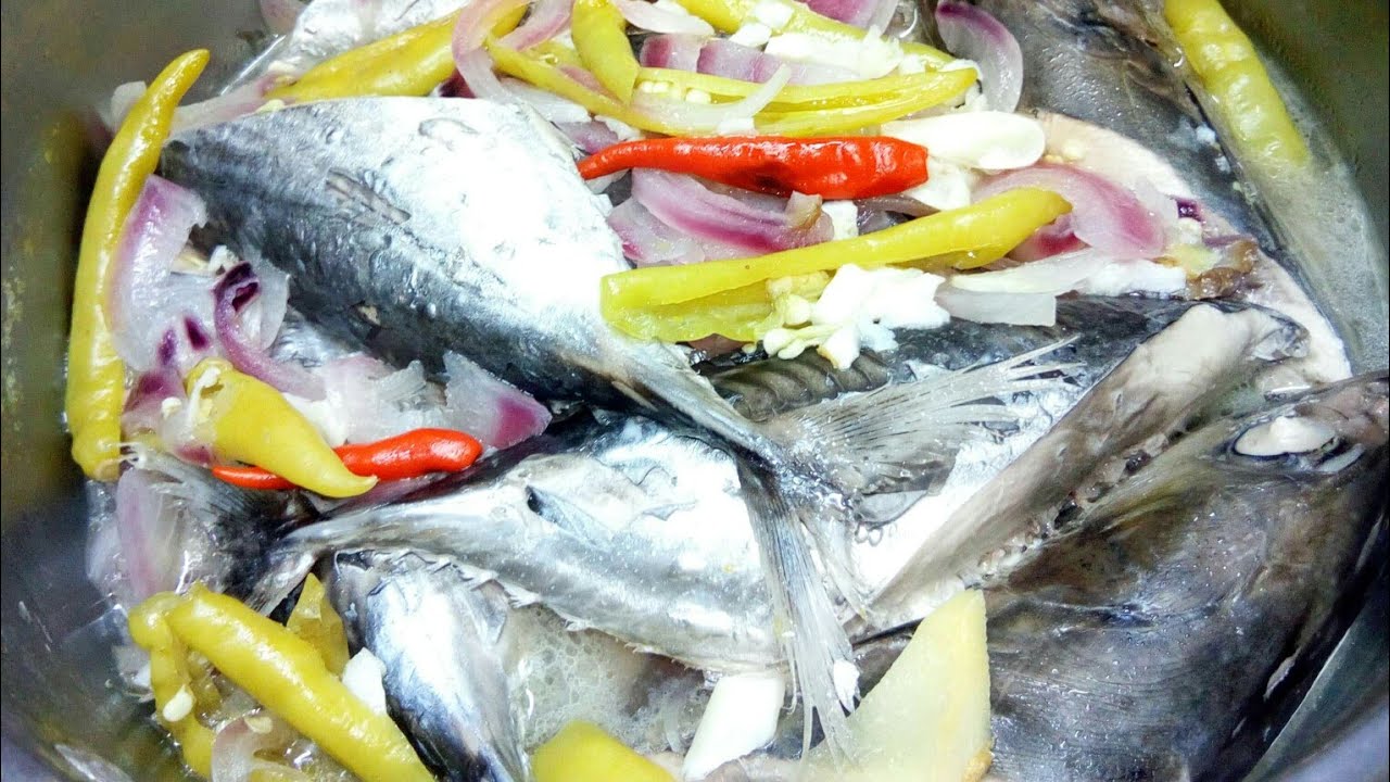 Paksiw na tulingan - YouTube