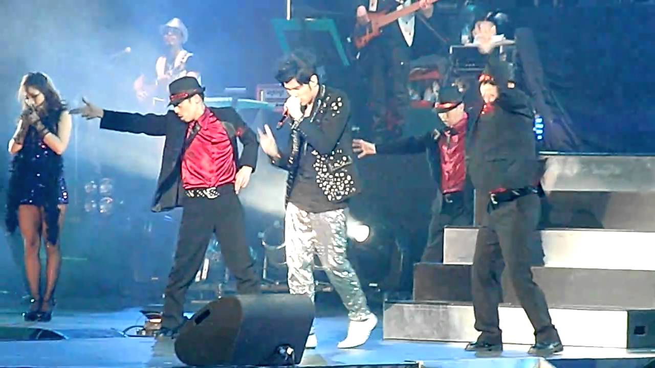 Jay Show 03 - LA, CA, US - 01/09/2011 - YouTube