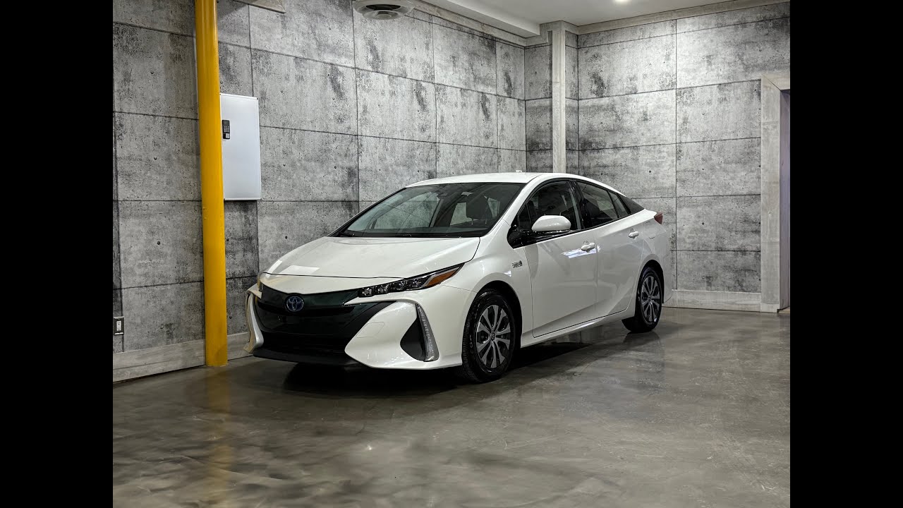 2020 Toyota Prius Prime Upgrade XLE/Plug-in Electric Hybrid/No Accident ...