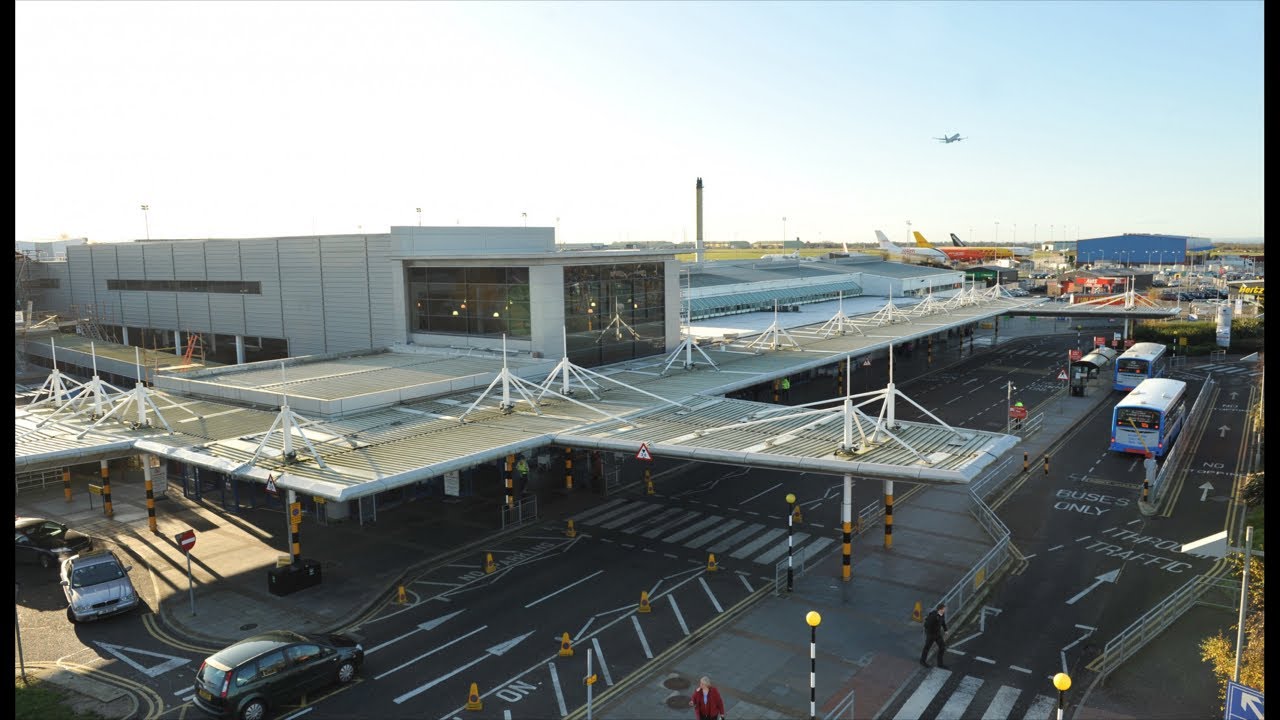 Live from Belfast International Airport - YouTube
