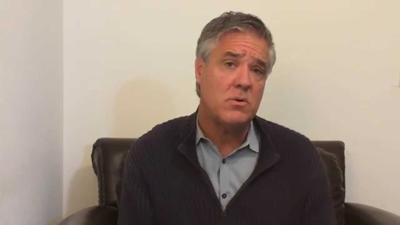 The Butterfly Hug (EMDR Self Help) - YouTube