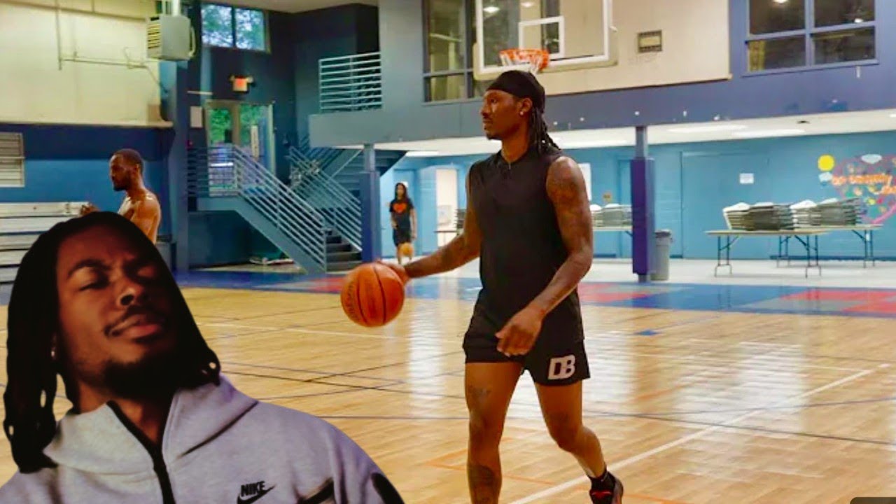 Duke Dennis DEEBLOCK 5v5 Basketball Reaction - YouTube