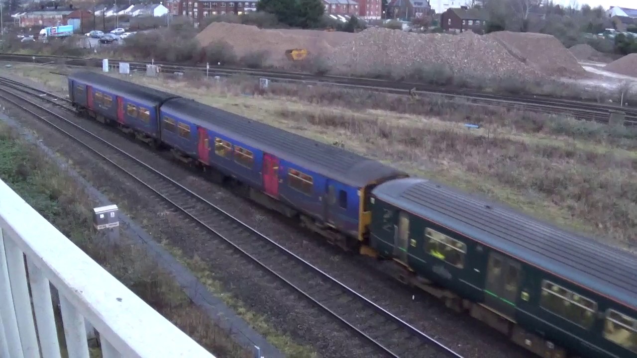 GWR GREEN 150233,BLUE 150249 AT GLOUCESTER FC 030217 - YouTube