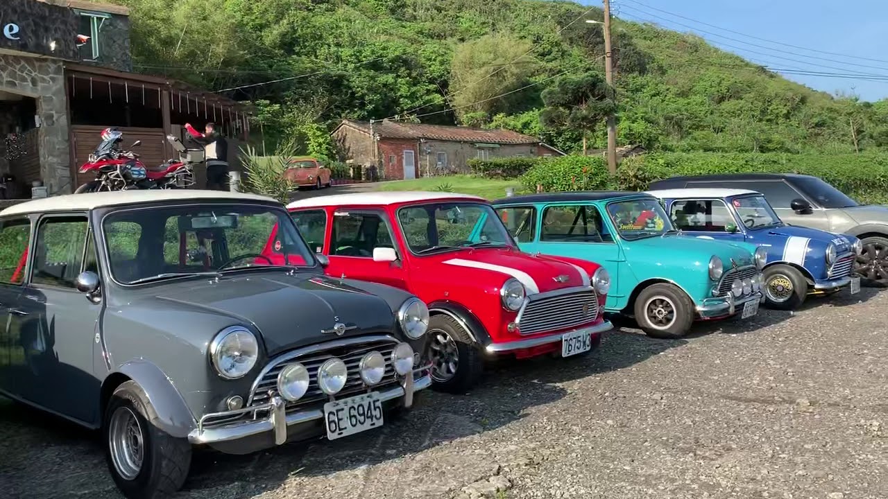 classic mini & beetle - YouTube