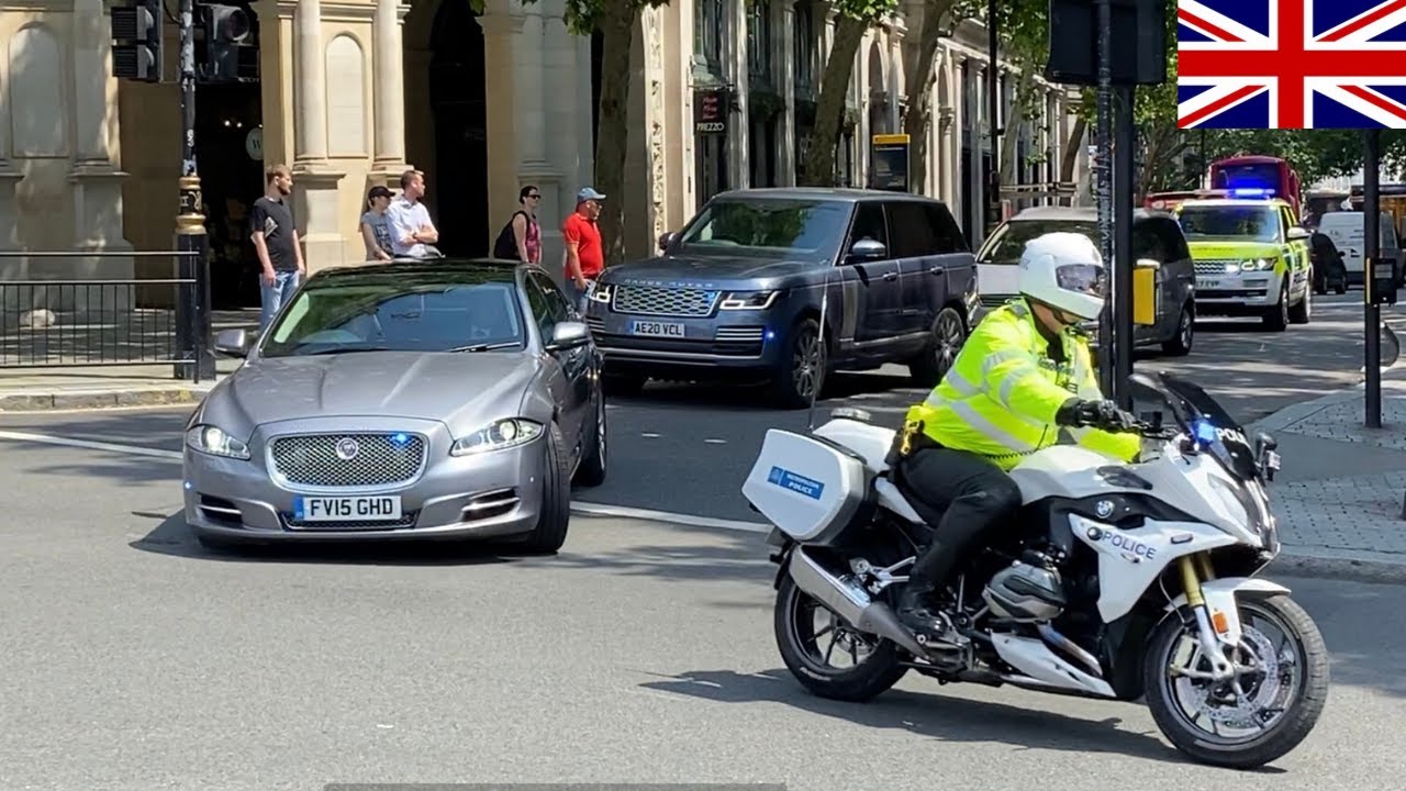 Boris Johnson Escorted By Metropolitan Police SEG [Speacil Escort Group ...