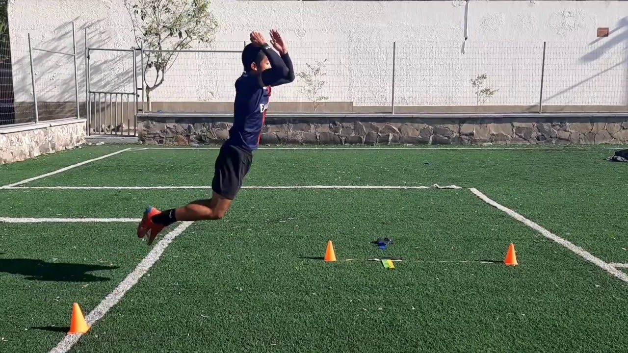 Analisis Biomecanico Salto Horizontal Simple - YouTube